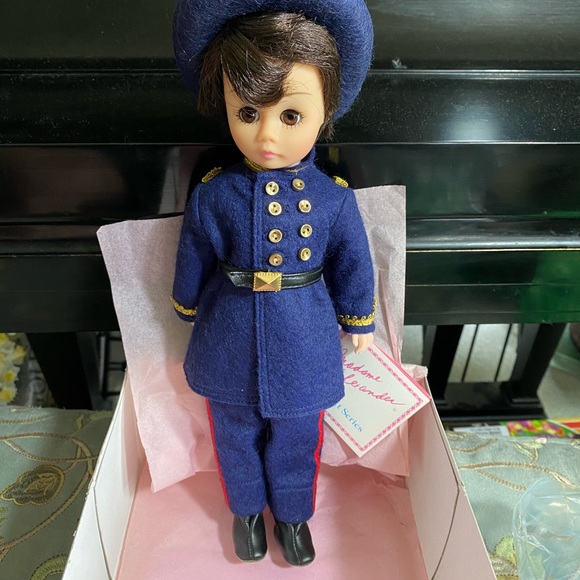 Madame Alexander | Toys | Madame Alexander Doll Union Officer | Poshmark